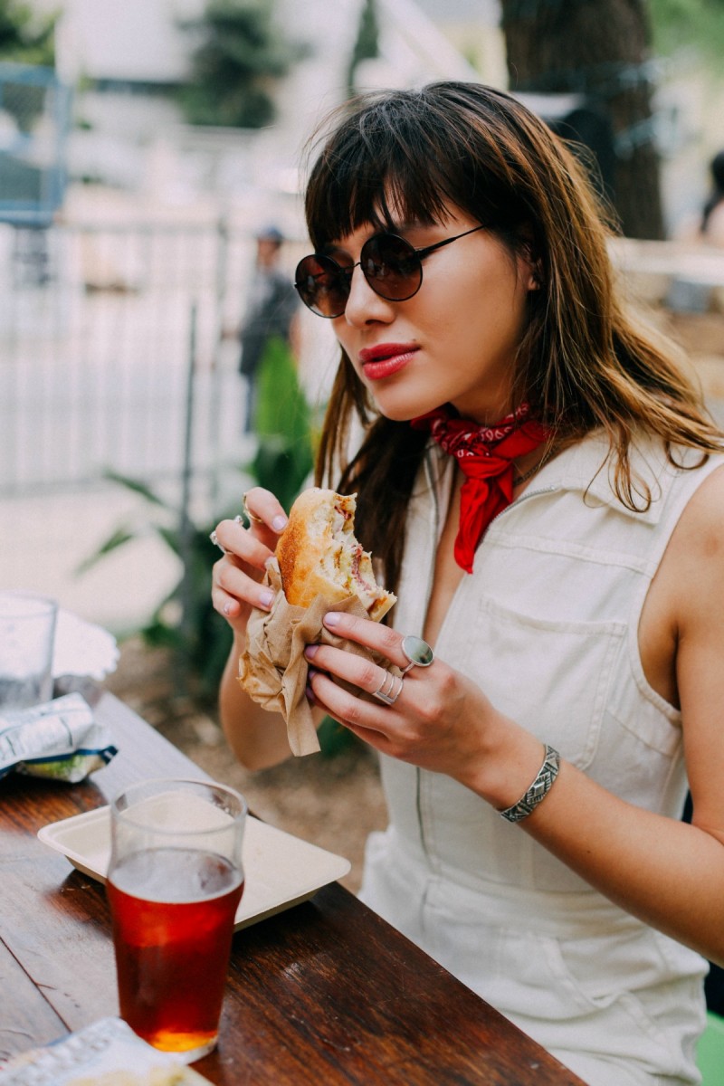 #JUSTPASSINGTHROUGH SXSW | REEF GIRLS - NATALIE OFF DUTY
